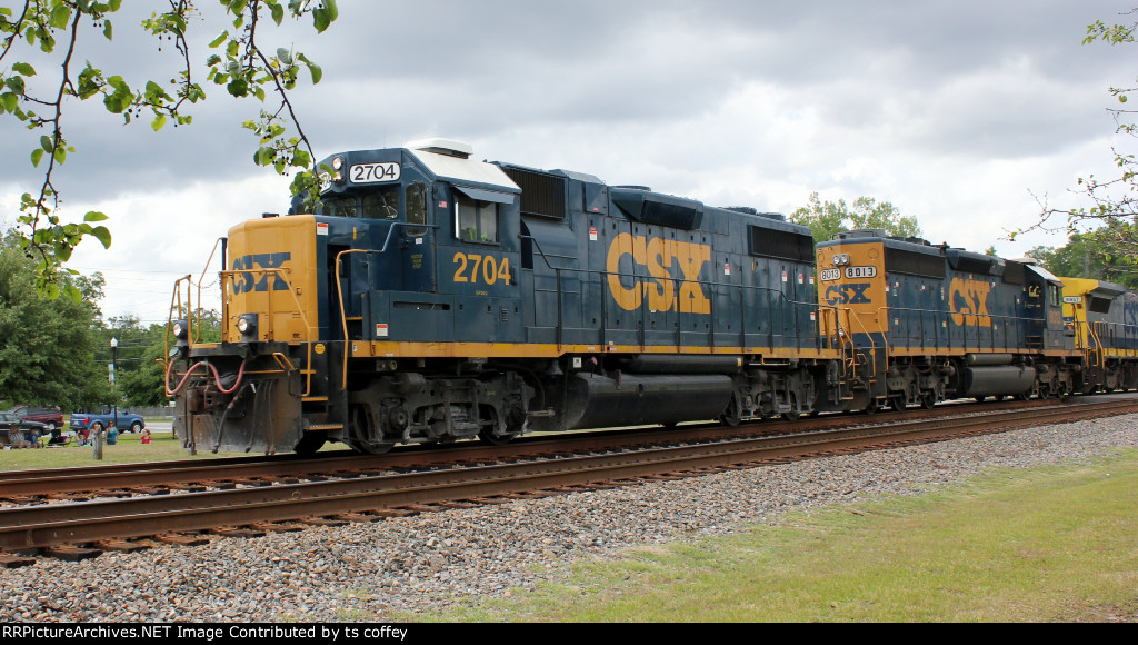 CSX 2704
